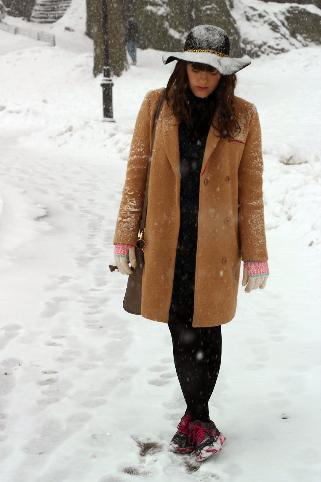 OOTD: Seventies in the Snow